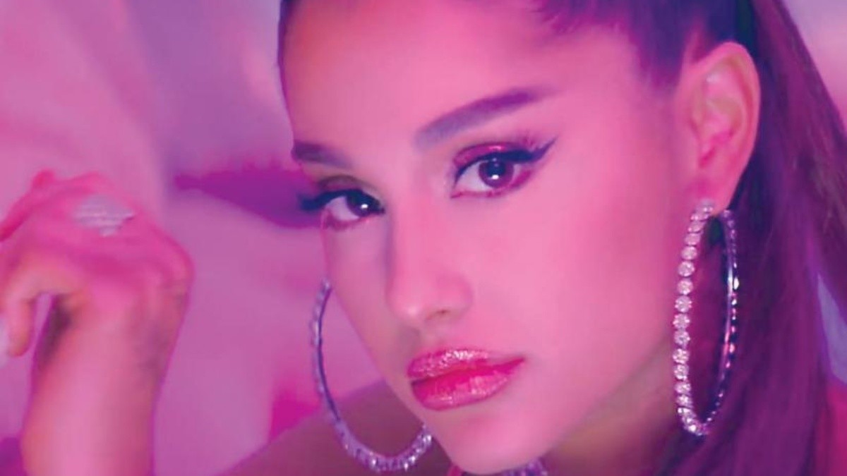 ¡Así lucirá Ariana Grande en la película “Wicked” (VIDEO) | DIVERSO Entretenimiento